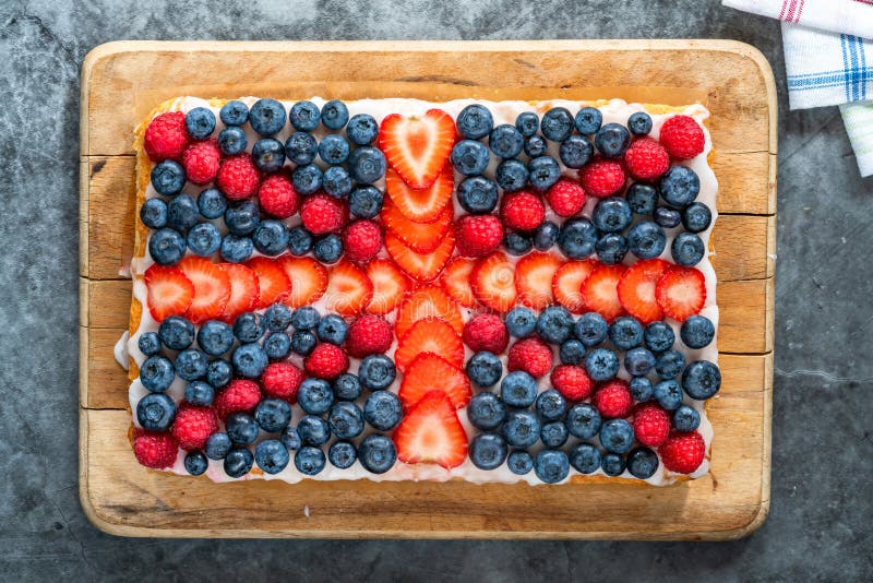 Union Jack cake stock image. Image of gourmet, icing - 288512601