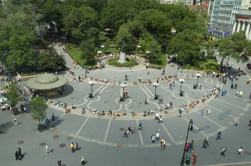Union Square Park New York editorial photography. Image of outdoor ...