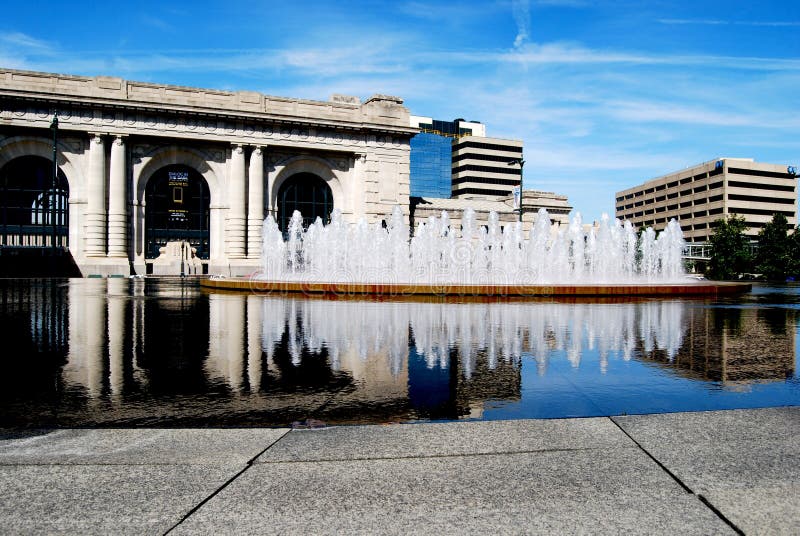 Union Station Front Downtown Kansas Stock Image - Image of blue, union ...
