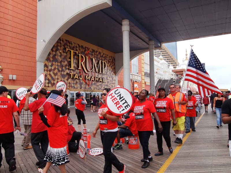 208 Union Workers Picket Line Stock Photos - Free & Royalty-Free Stock ... 208 Union Workers Picket Line Stock Photos - Free & Royalty-Free Stock ...