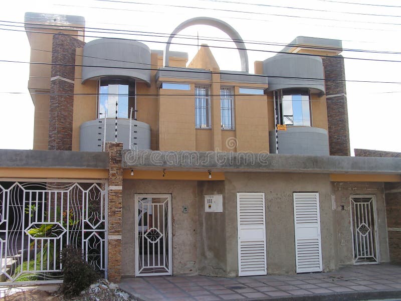 Unique Architectural Design of a Modern Building in Maracay, Venezuela ...