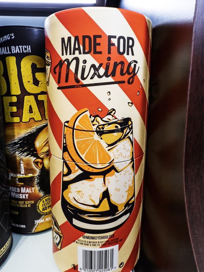 Unique Cocktail Packaging Featuring Vibrant Design and Fresh Citrus ...