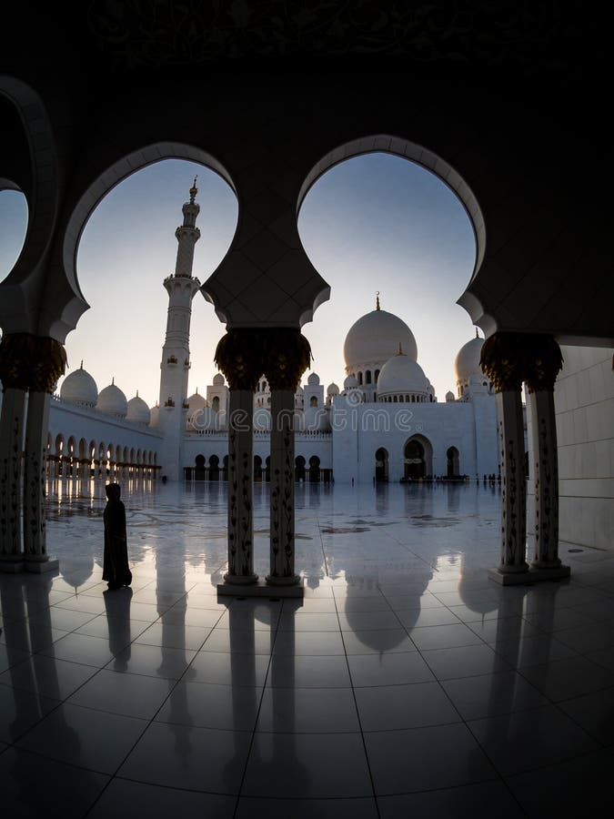 Unique Design of Sheikh Zayed Mosque Editorial Photography - Image of ...