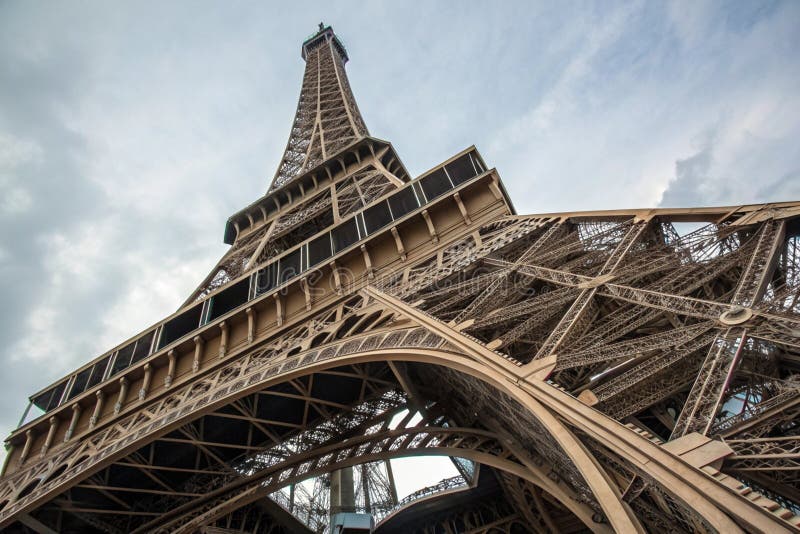 Eiffel Tower Architecture Detail, Bottom View Stock Illustration ...