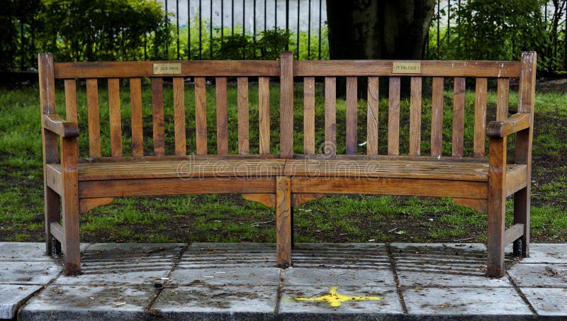 Unique Rounded Wooden Bench in the Park Stock Image - Image of spring ...