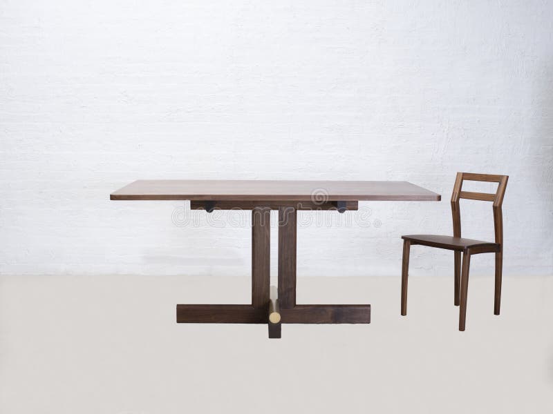 Unique Shape and Designed High Quality Table Image, Table on the Floor ...