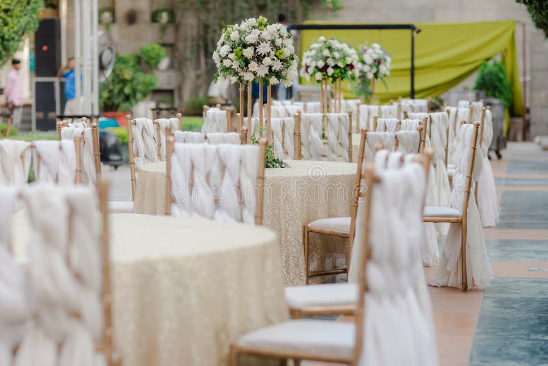 Unique Wedding Table Setting Stock Image - Image of centrepiece, indoor ...