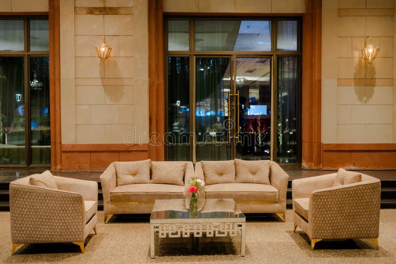 Unique Wedding Table Setting Stock Image - Image of event, flowers ...