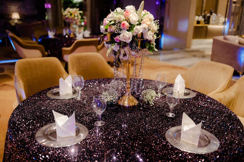 Unique Wedding Table Setting Stock Image - Image of house, design ...