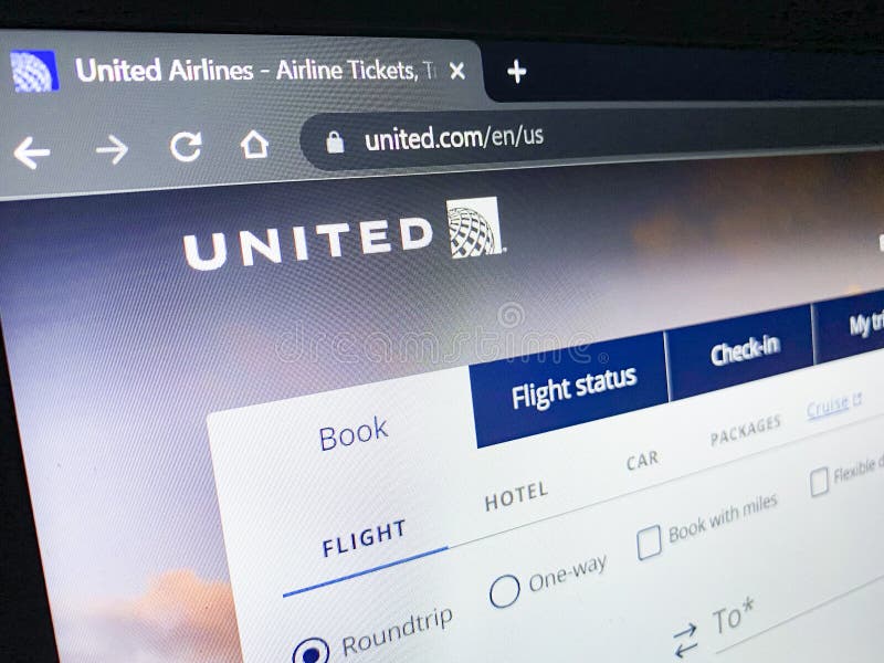 United Airlines Web Page on a Computer Screen Editorial Photography ...
