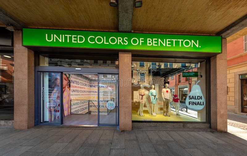 United Colors of Benetton Clothing Store Editorial Image - Image of ... United Colors of Benetton Clothing Store Editorial Image - Image of ...