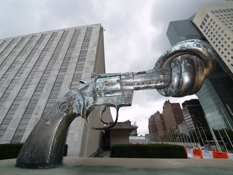 Gun at United Nations Headquarters Editorial Stock Photo - Image of ...