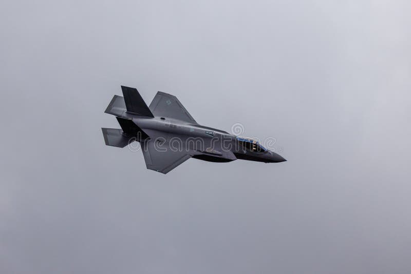 United States Air Force Lockheed Martin F-35 Lightning II Low Flying in ...