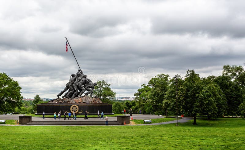 United States Marine Corp War Memorial Depicting Flag Planting on Iwo ... United States Marine Corp War Memorial Depicting Flag Planting on Iwo ...