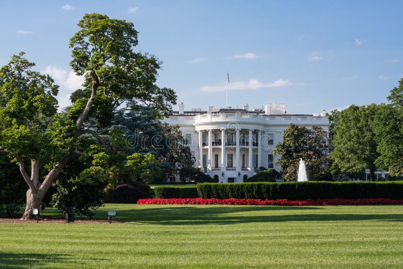 United States White House stock photo. Image of house - 34000906