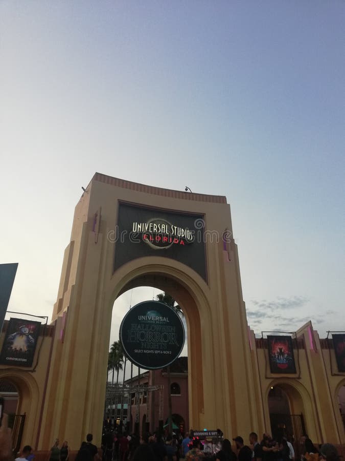 Universal estudios orlando editorial photo. Image of tourism - 192602591