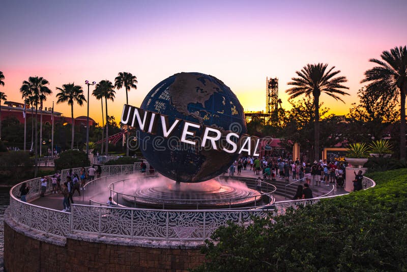 Universal Globe at Universal Orlando Resort at Sunset Editorial Stock ...
