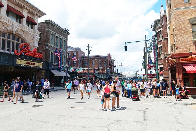 Universal Studios Theme Park Editorial Image - Image of architecture ...