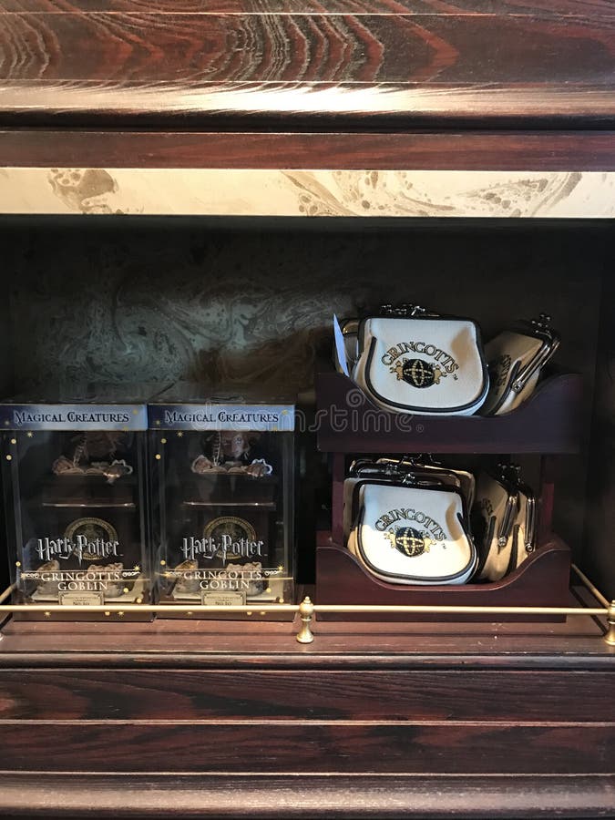Universal Studios Wizarding World of Harry Potter -Magic Objects ...