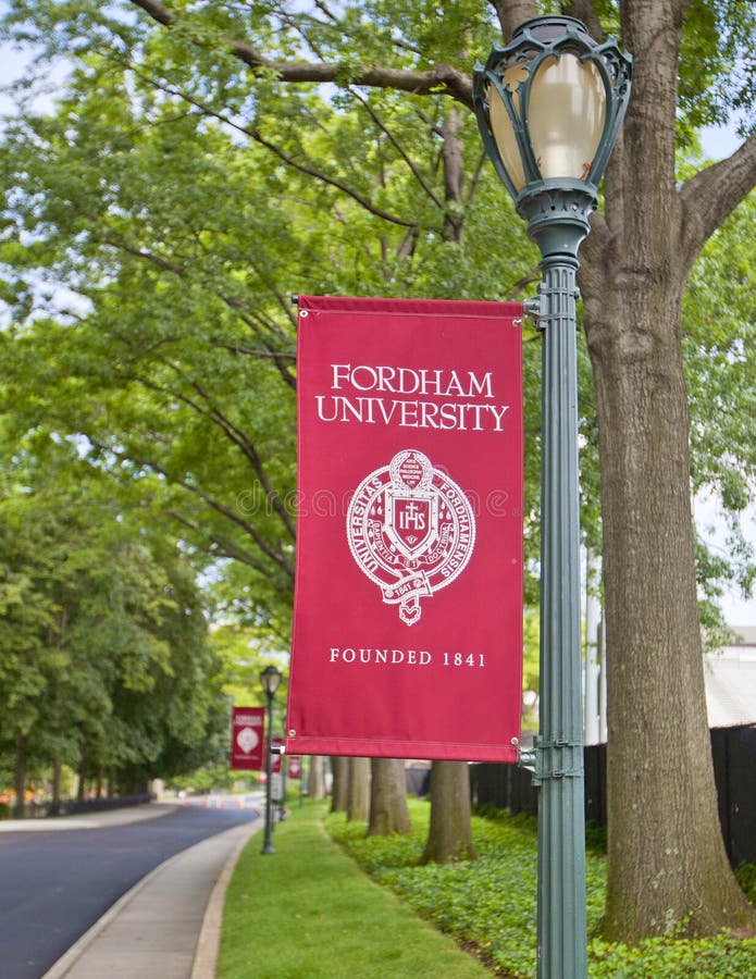 Université De Fordham, Bronx, New York City Image éditorial - Image du ...