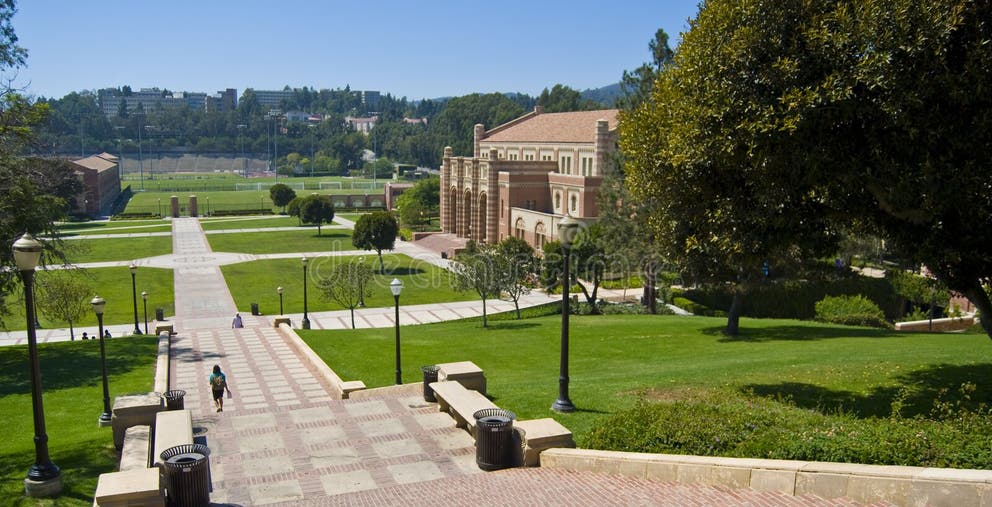 University Campus Landscape Editorial Image - Image of stone, campus ...