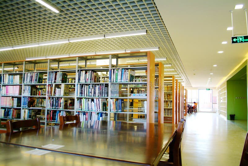 University--College Library Learning Area Stock Image - Image of ...