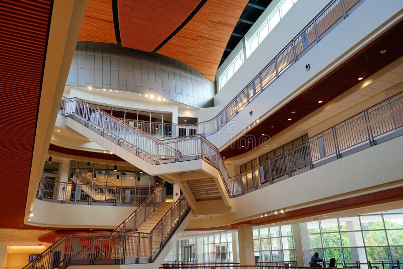 University of Florida Dauer Hall Stock Photo - Image of university ...