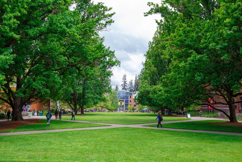 University of Oregon Campus in Spring Editorial Image - Image of ...