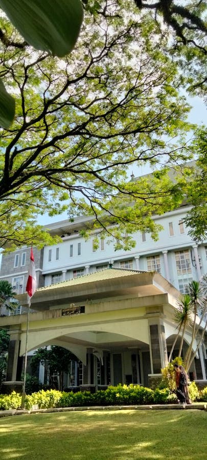 University Rectorate Building Stock Image - Image of building, famous ...