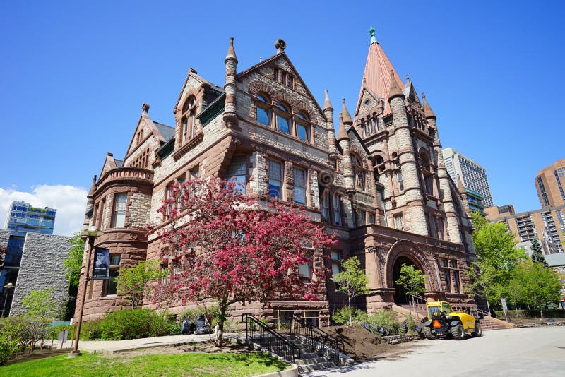 University of Toronto Building Editorial Image - Image of dormitory ...