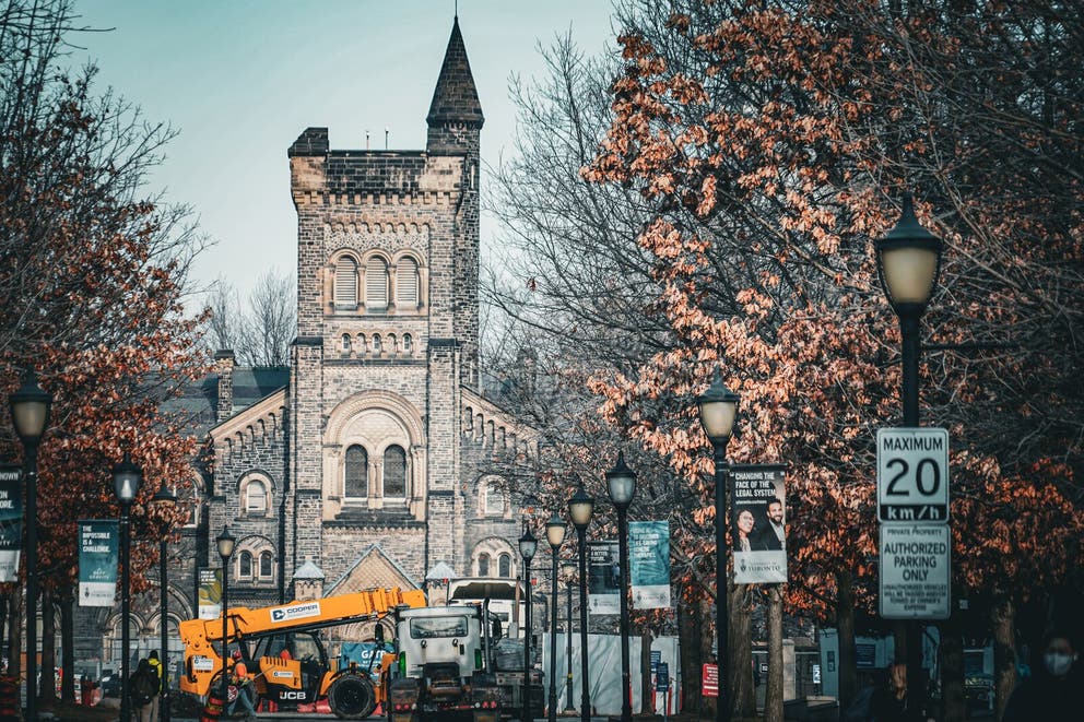 University of Toronto Main Gate Editorial Image - Image of architecture ...