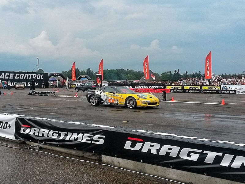 Unlim 500+ editorial stock image. Image of vehicle, sport - 43344584