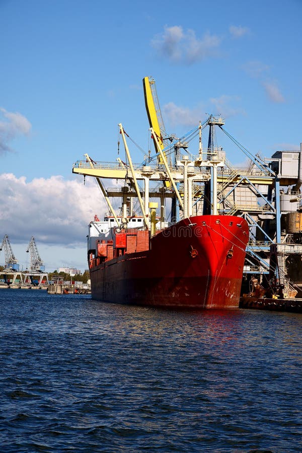 Unloading the ship stock image. Image of wharf, ship - 25786841
