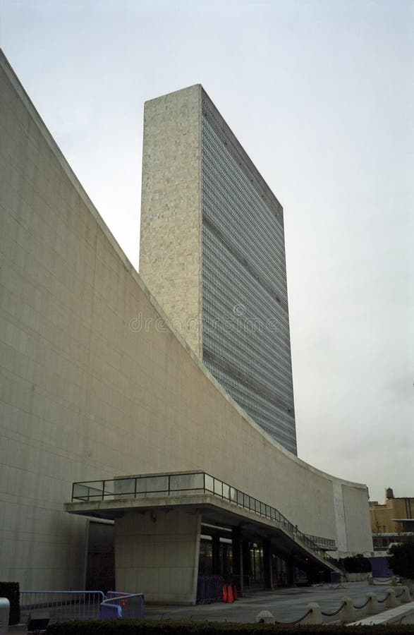 UNO Building, New York, De V.S. Redactionele Stock Afbeelding - Image ...