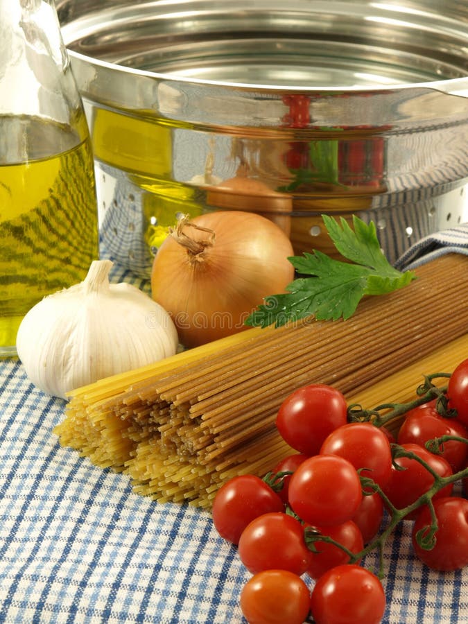 Unprepared Spaghetti, Closeup Stock Photo - Image of culture, italy ...