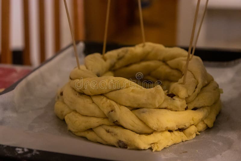 Unusual Round Shape of Vanocka Dough, Typical Czech Christmas Bre Stock ...