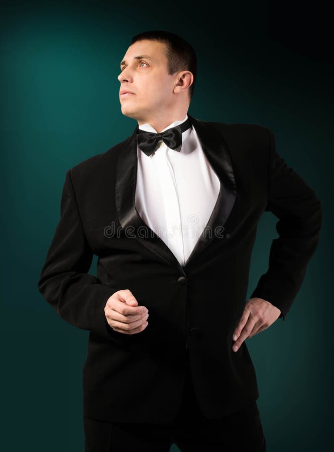 Uomini Di Modo in Smoking Classico Fotografia Stock - Immagine di ...