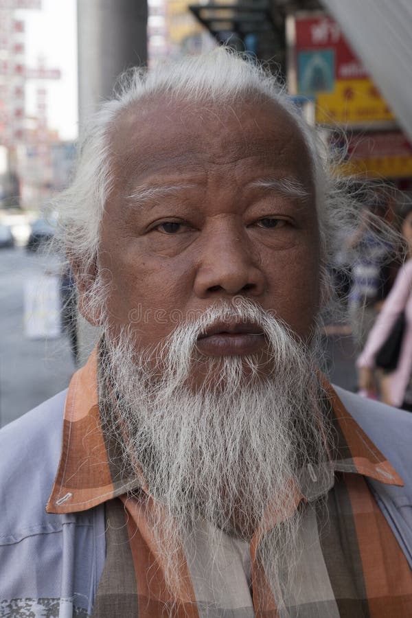 Uomo cinese fotografia stock editoriale. Immagine di vecchio - 49732348