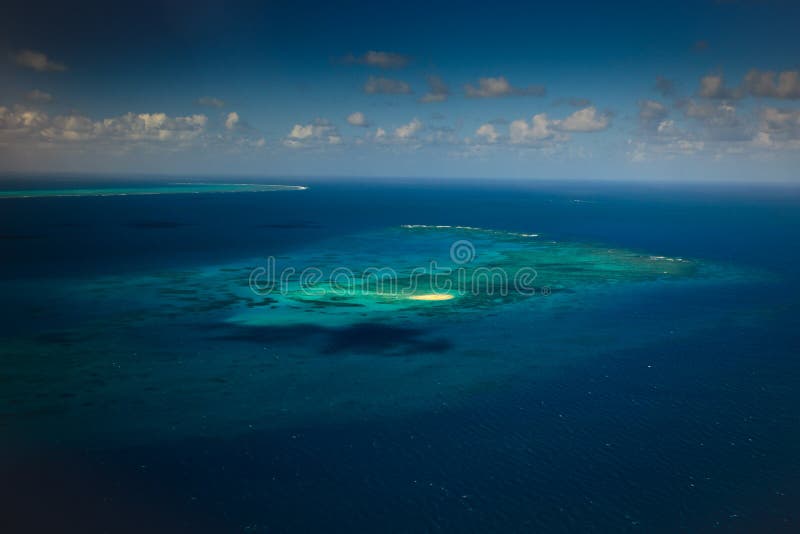 Upolu Cay at Great Barrier Reef Marine Park Stock Image - Image of ...
