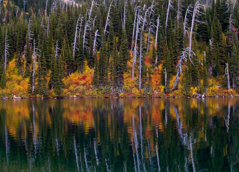 Upper Big Hawk Lake Reflection Stock Image - Image of colorful, ripples ...