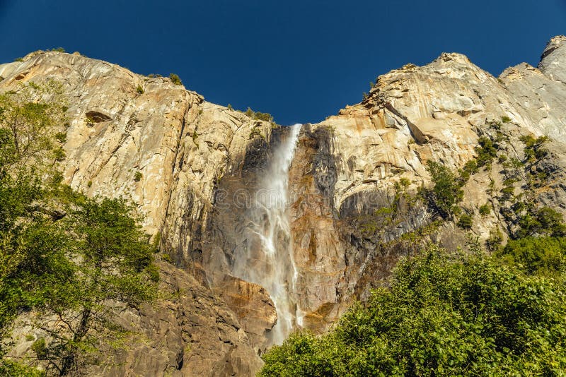 Upper and Lower Yosemite Fall Stock Image - Image of cliffs, dome: 98170517