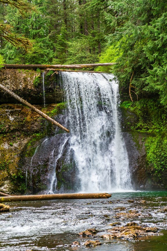 Upper North Falls 11 stock image. Image of state, north - 279596353