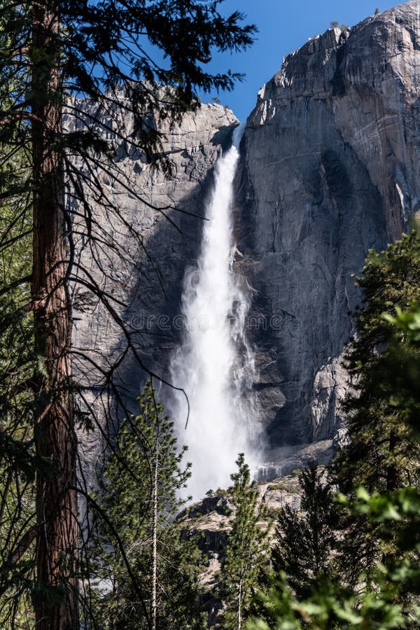 Upper Yosemite Falls stock photo. Image of tourism, mountains - 268421852