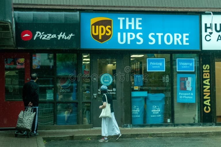 664 Ups Store Condon Stock Photos - Free & Royalty-Free Stock Photos ...