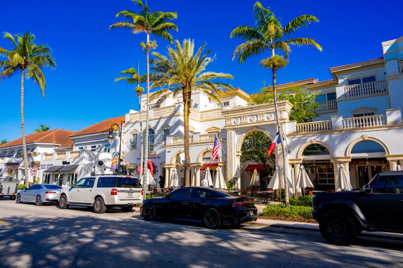 Upscale Shopping Naples Florida USA Editorial Photo - Image of restaurants, south: 369860726