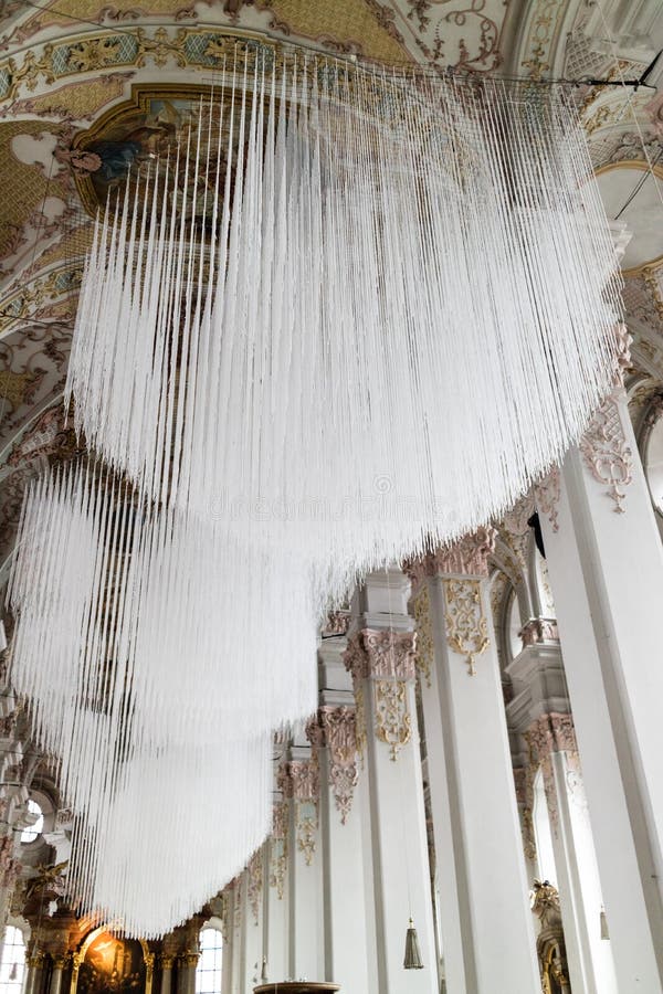 Upward View of Ornate Interior with Ceiling Decor Editorial Photography ...