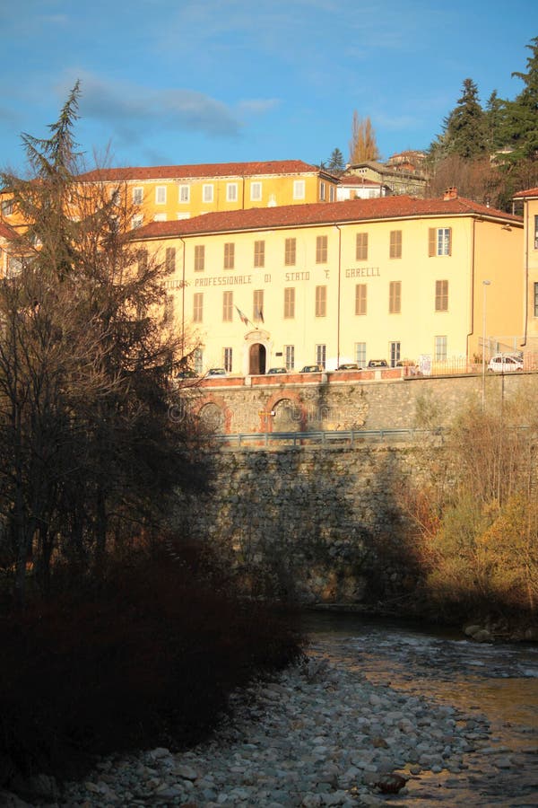 Urban building stock image. Image of mirror, facade, modern - 82204521