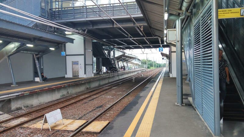 Urban Commute Hub with Public Rail Transportation. Editorial Stock ...