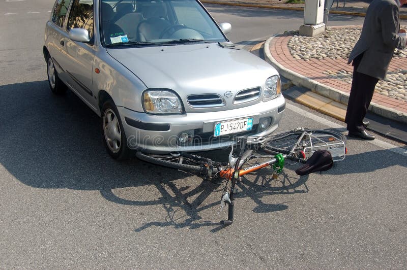 Broadside collision editorial image. Image of damage - 39922205