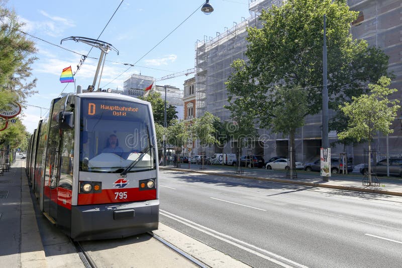 Urban train editorial photography. Image of destination - 94766562